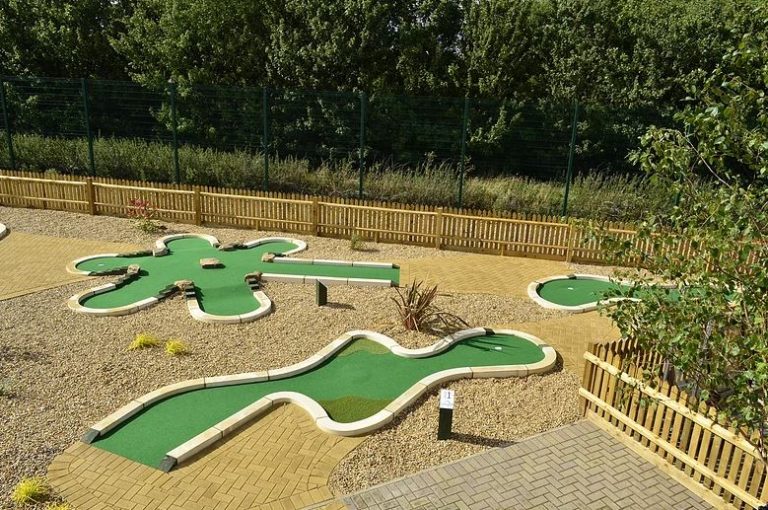 Dobbies Peterborough | Crazy Golf Blog